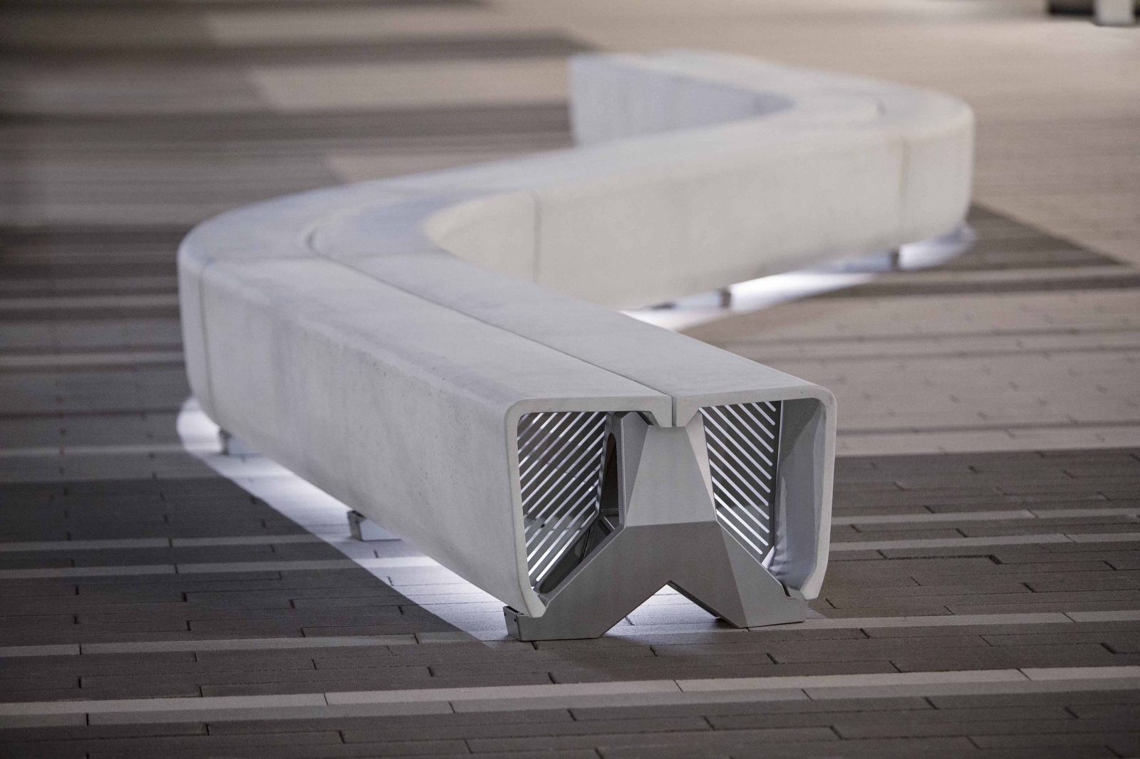 SIT Furniture Design Award™ - Typology Ribbon Bench